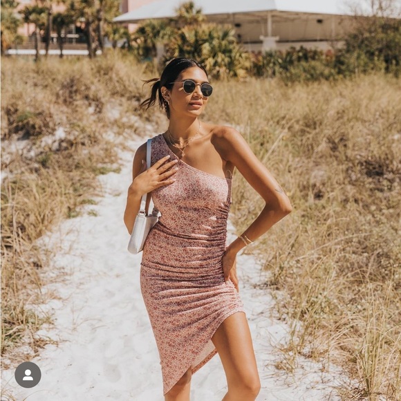 Shore | Dresses | Shore Brand One Shoulder Floral Dress | Poshmark